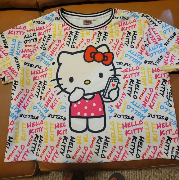 Hello Kitty | Shirts & Tops | Hello Kitty Graphic Tshirt Multicolor ...